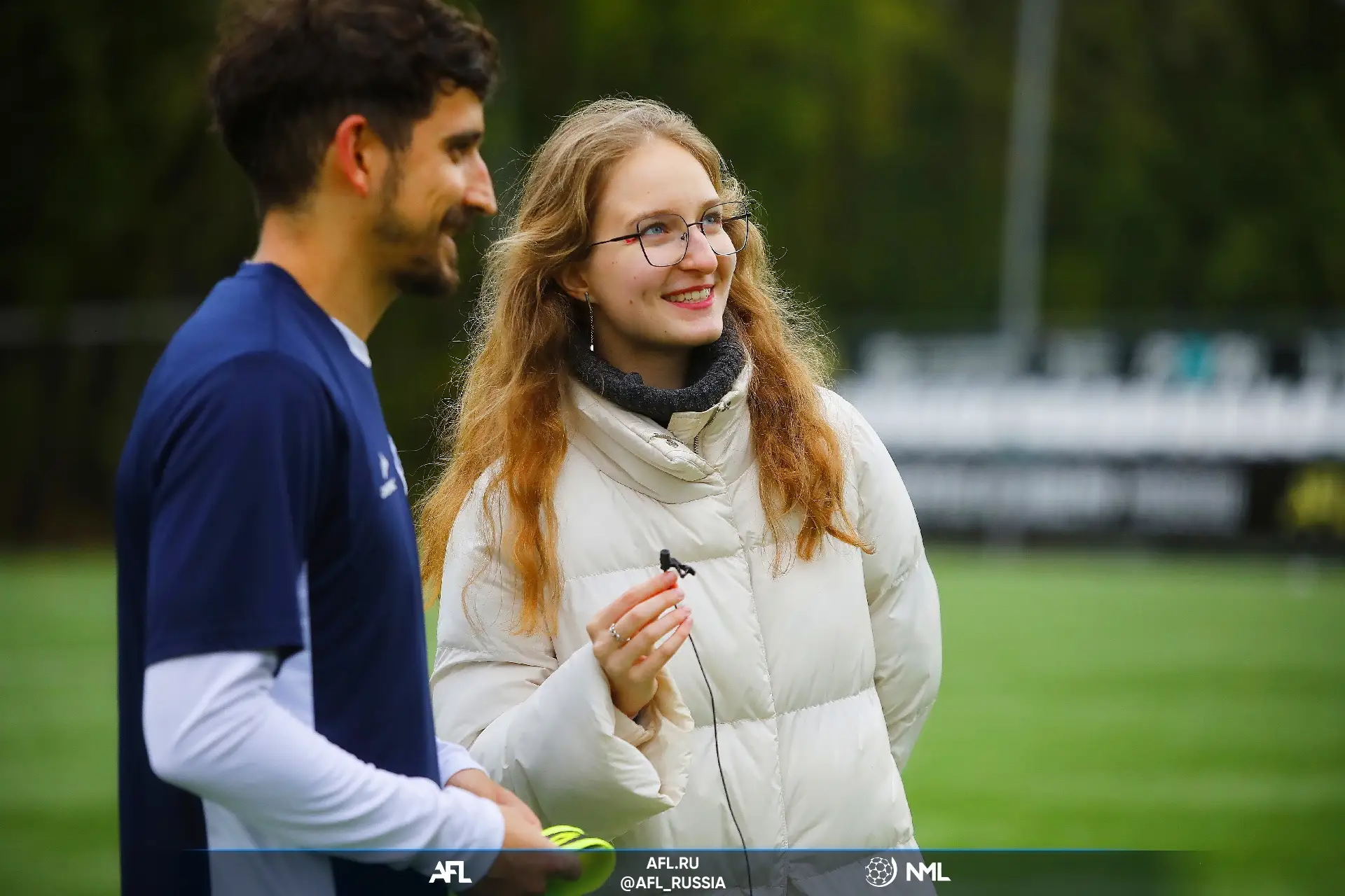 RAFL | Блондинка в Футболе